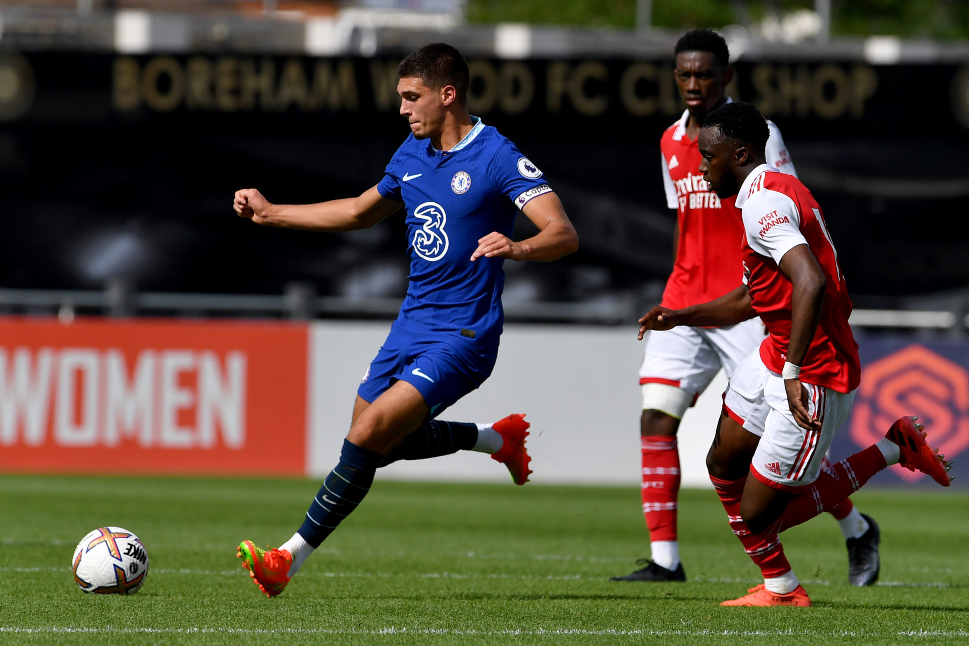 Midfielder sends farewell message to Chelsea after joining loan club ...
