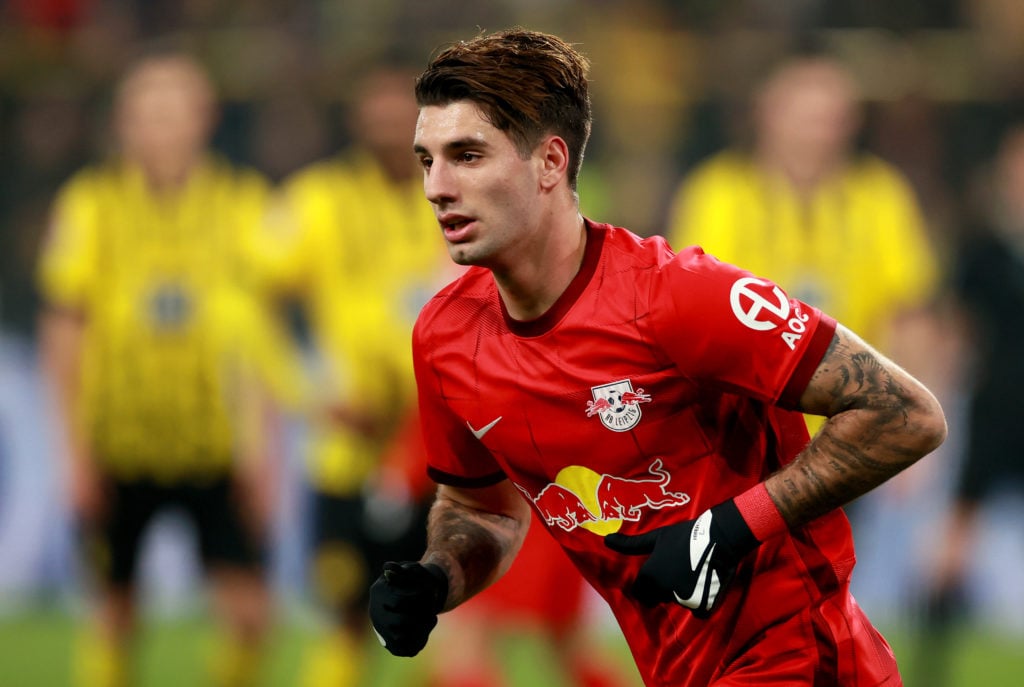 Report: Chelsea are now very close to signing 'clever' 22-year-old player