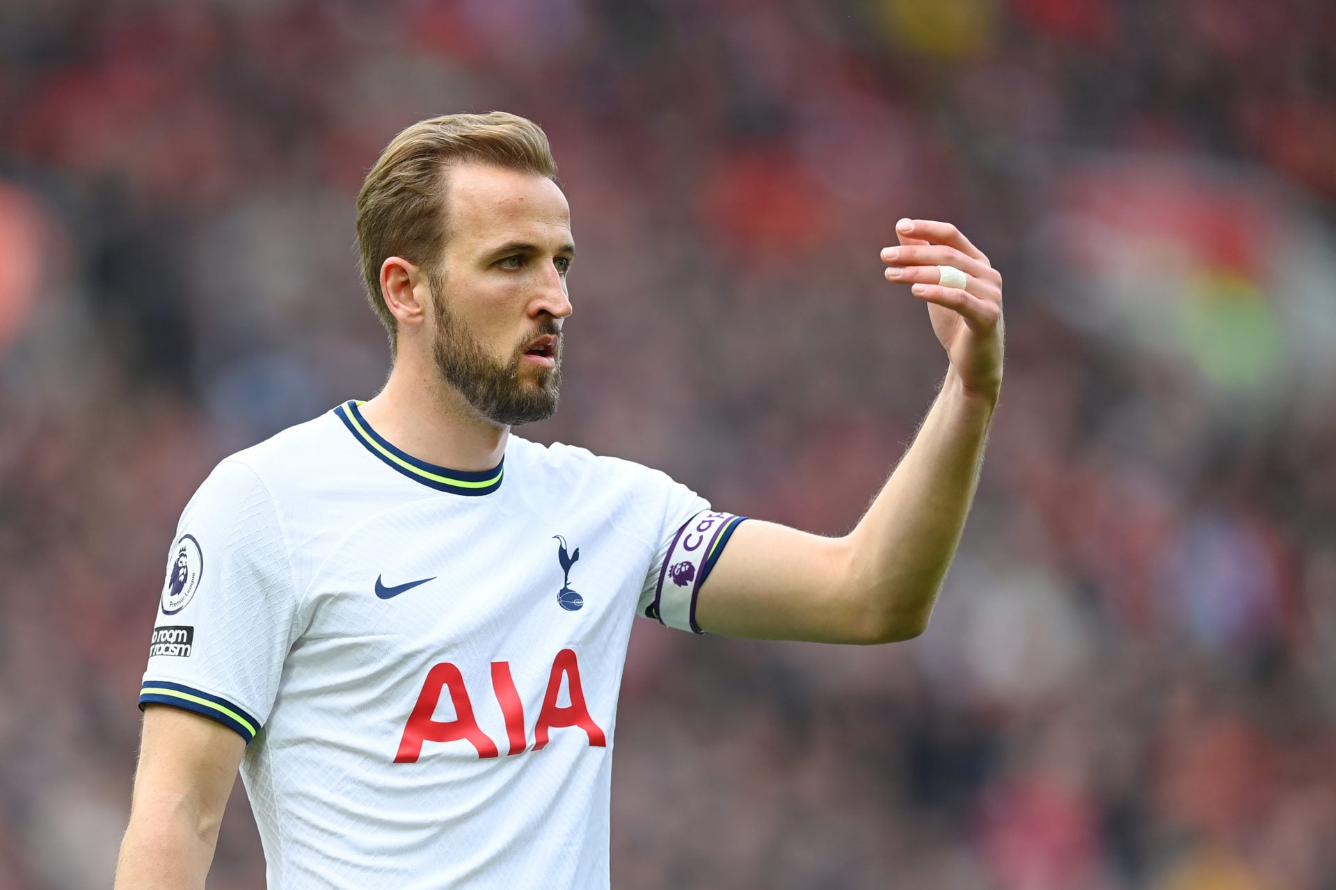'Don't think that would happen': David Seaman just cannot see £100m ...