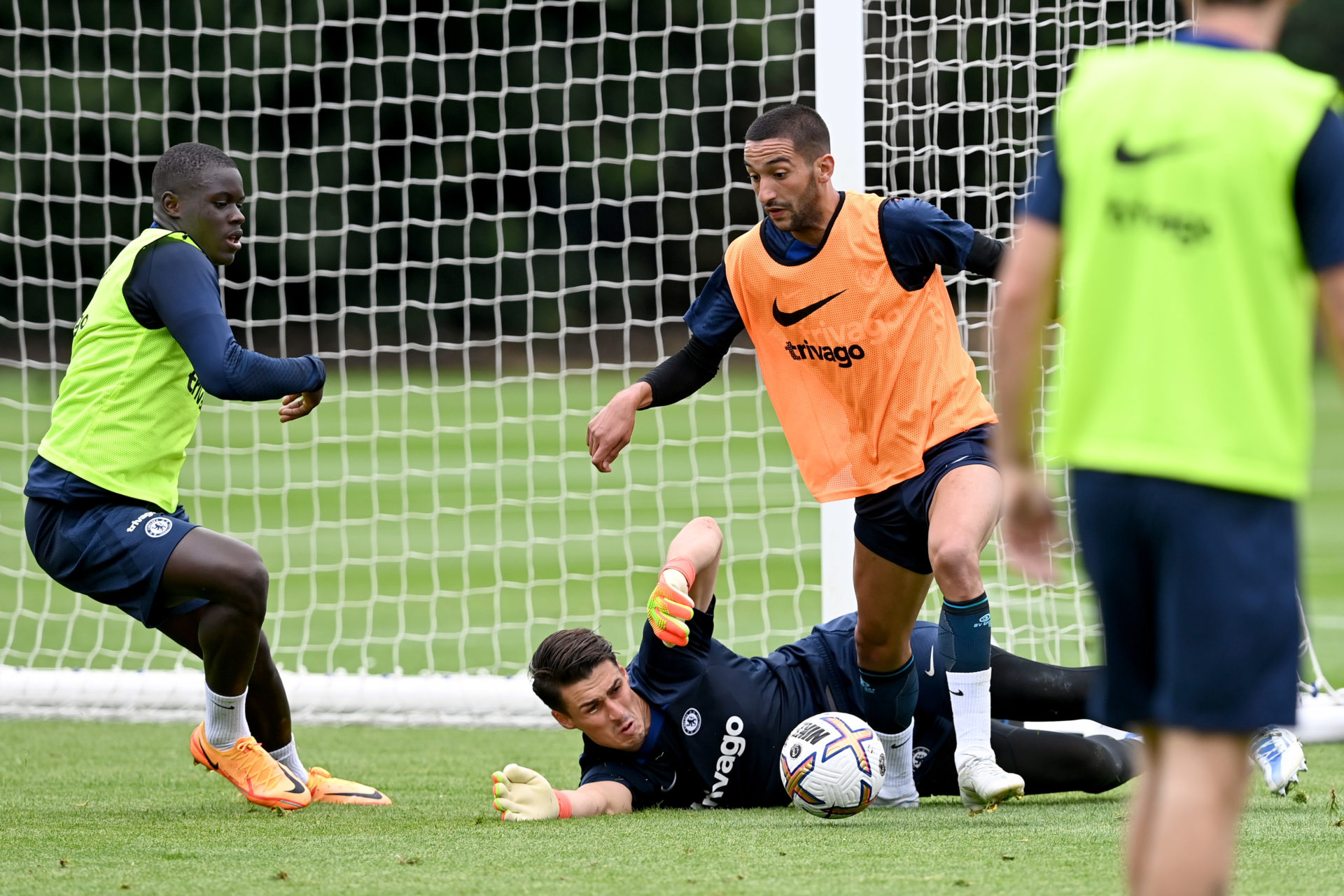 'He is doing well': Chelsea loanee now defended by legend at current ...
