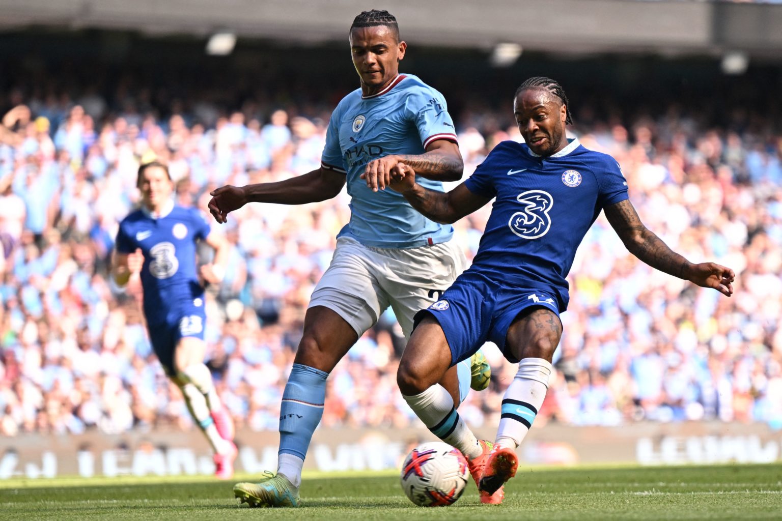 Chris Sutton predicts the winner of Chelsea vs Manchester City on Sunday