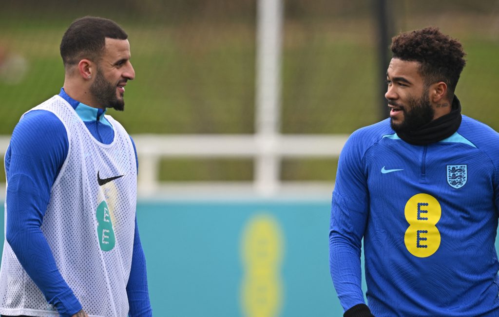 'Complete'… Kyle Walker hails Chelsea player who's got everything in ...