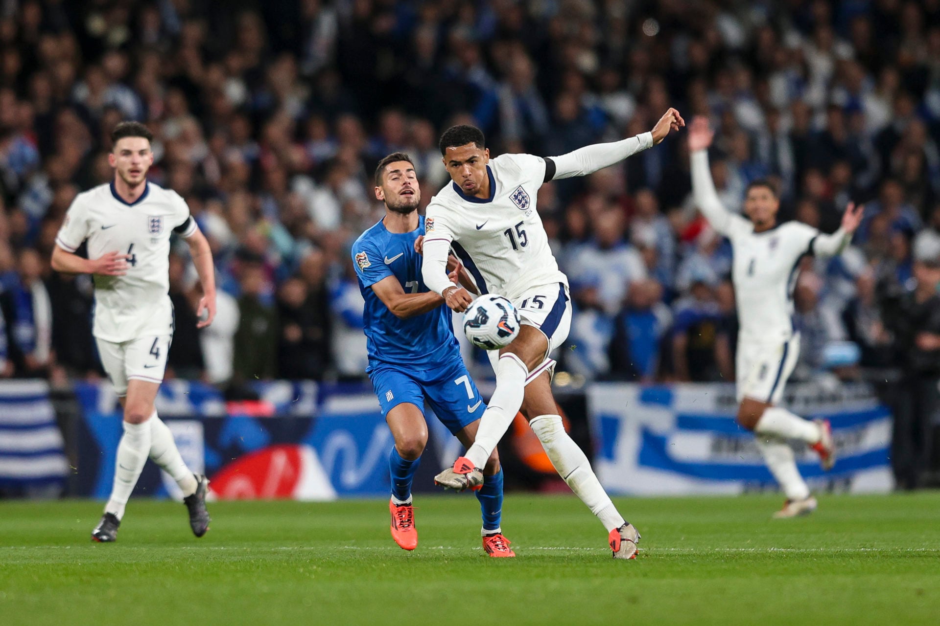 Many Chelsea fans claim Levi Colwill is a 'Thiago Silva regen' after ...