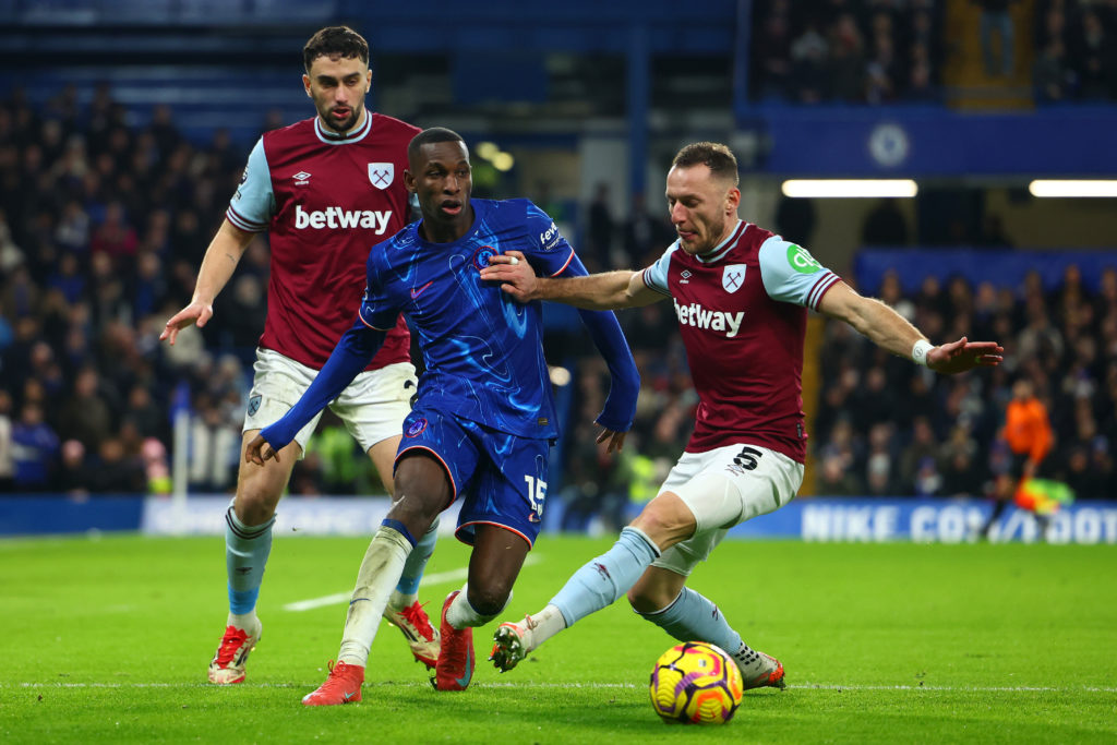 Jason Cundy says what Chelsea striker Nicolas Jackson really needs to ...