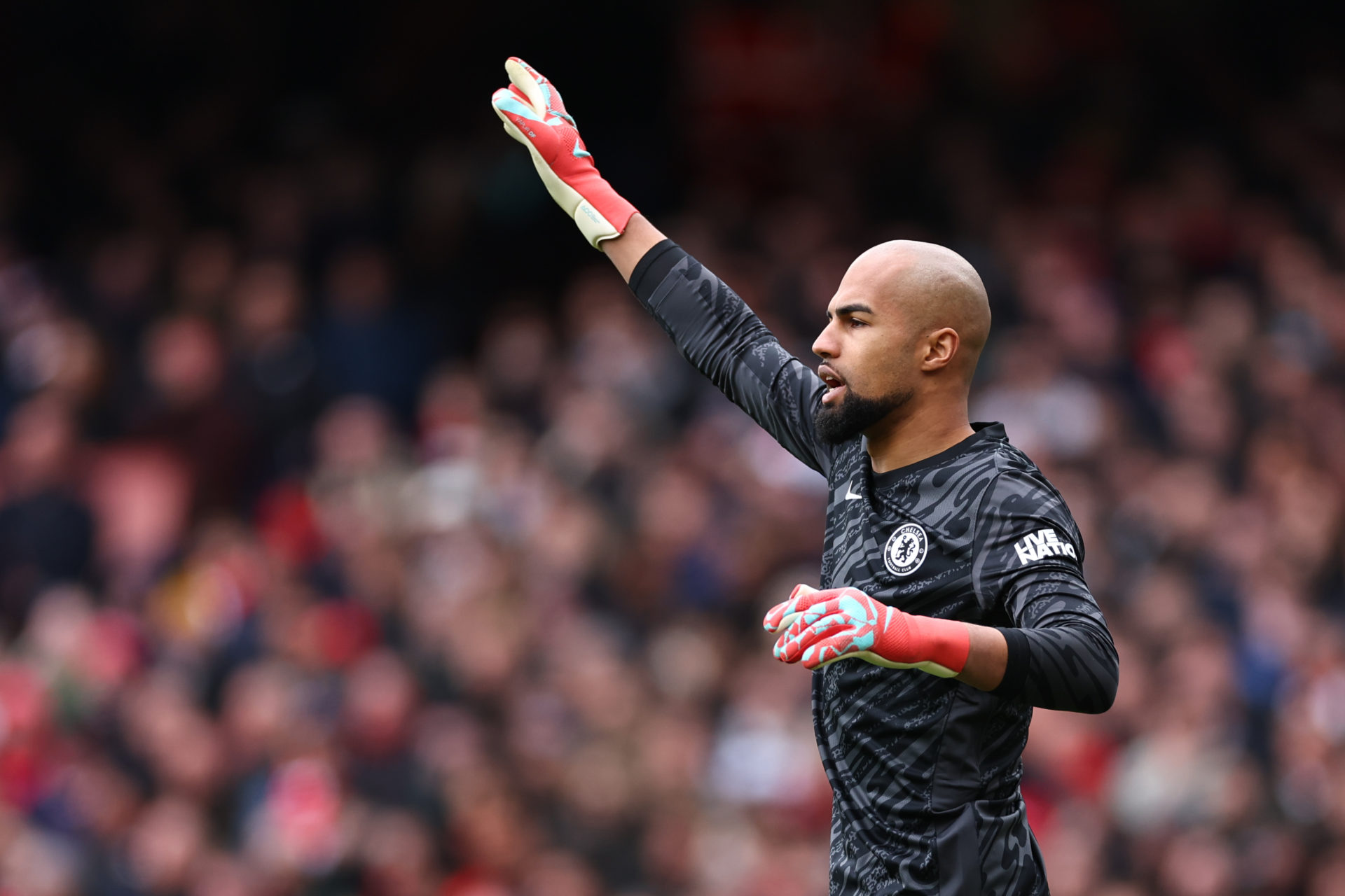 Chelsea weighing up 'formal offer' for goalkeeper with worse save ...