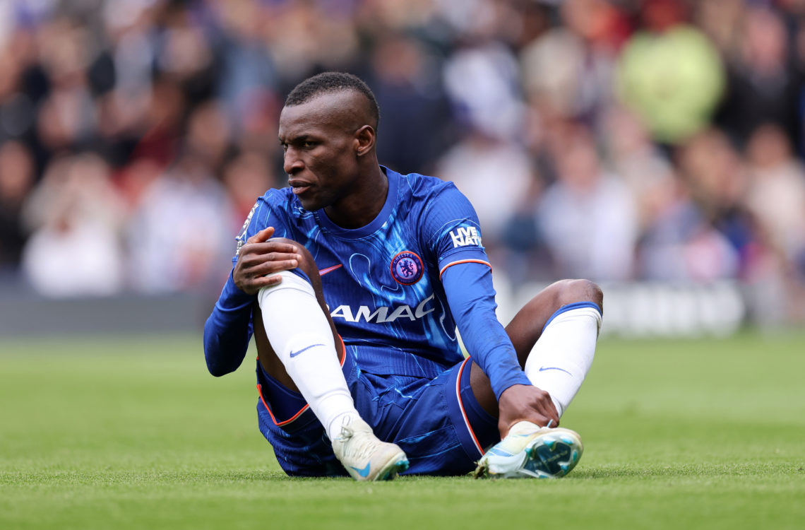 Stamford Bridge clapped off Chelsea star after role in Liverpool win ...