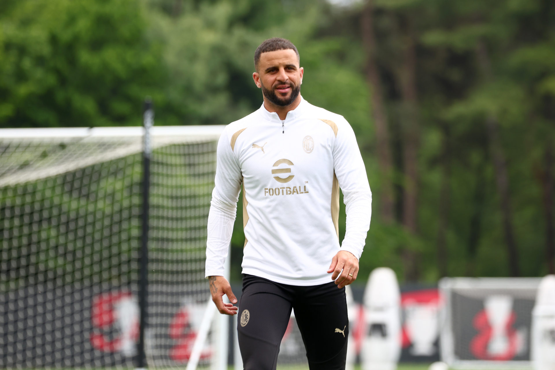 Kyle Walker predicts whether Chelsea will qualify for the Champions ...