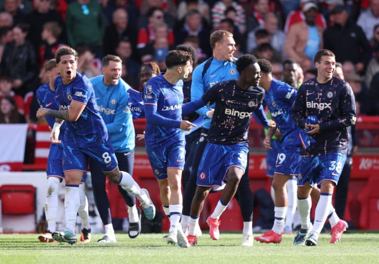'Phenomenal' Chelsea player named in Premier League Team of the Week ...