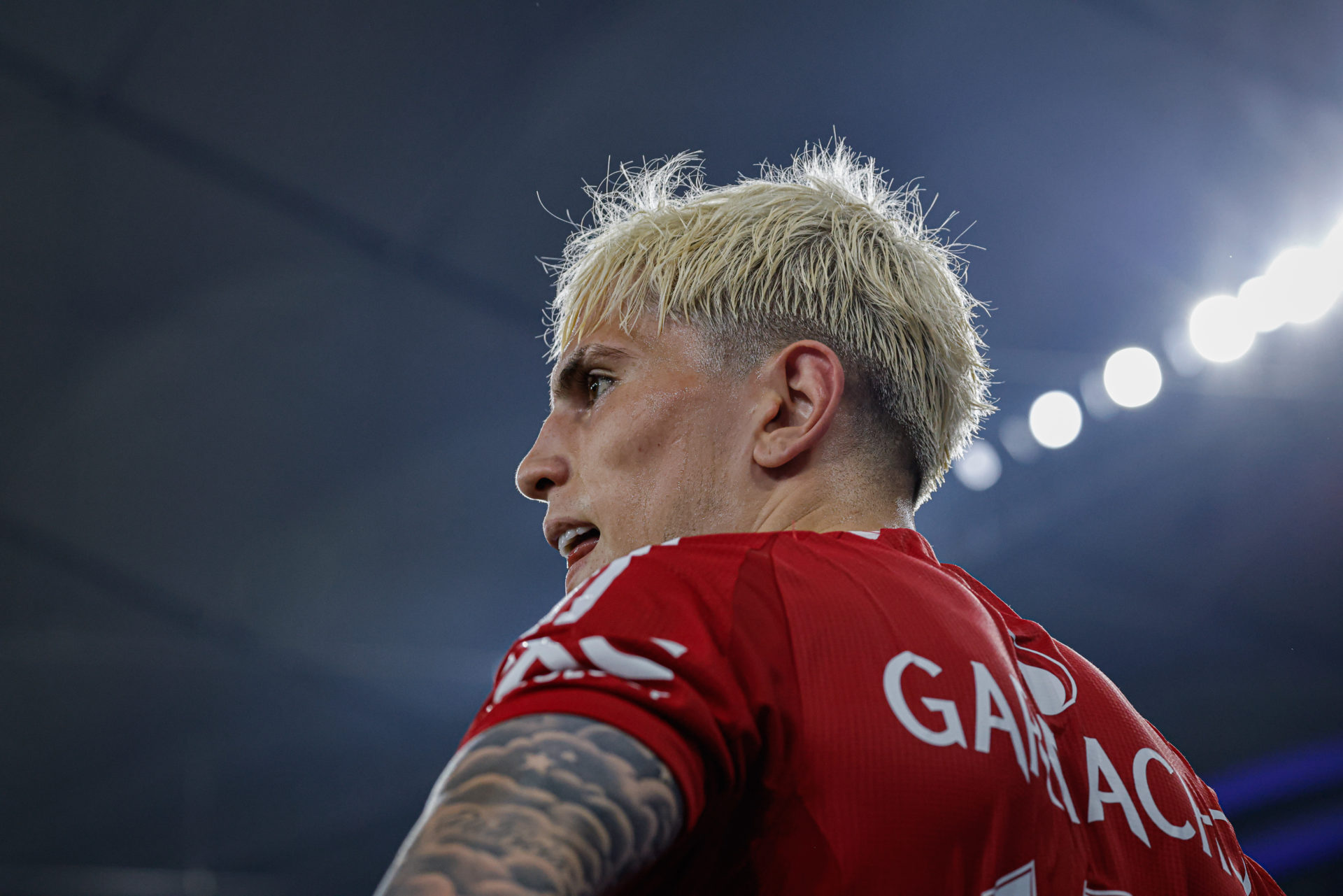 The two players Chelsea need to offload before they can sign Alejandro ...
