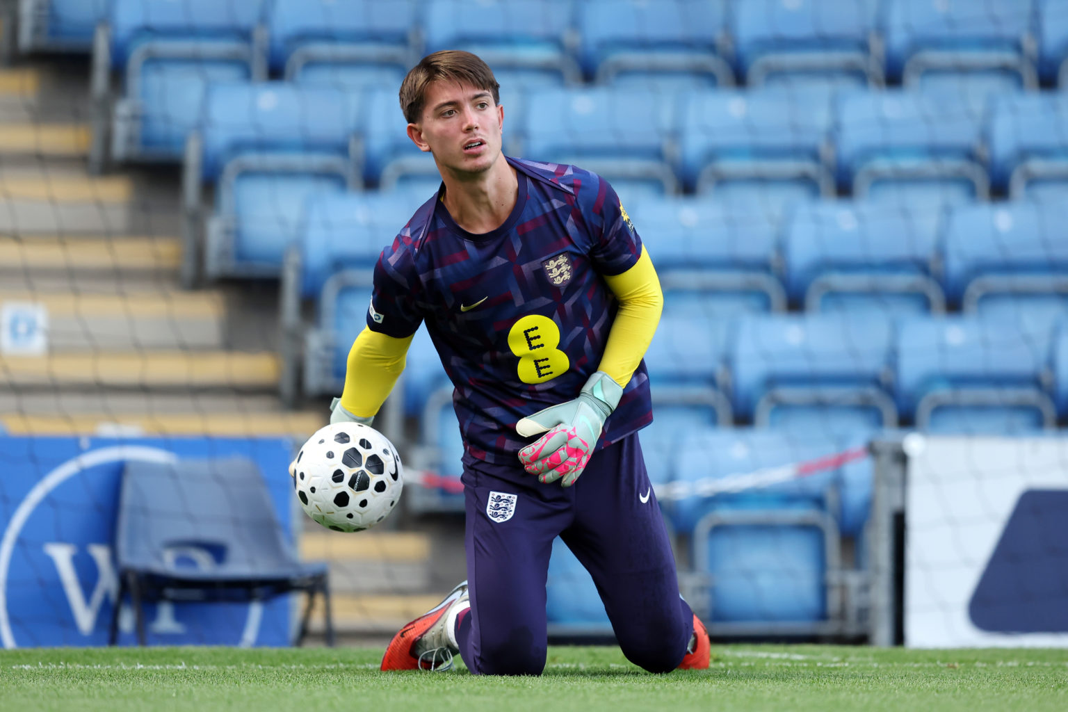 Chelsea prospect with zero first-team appearances trains with England ...