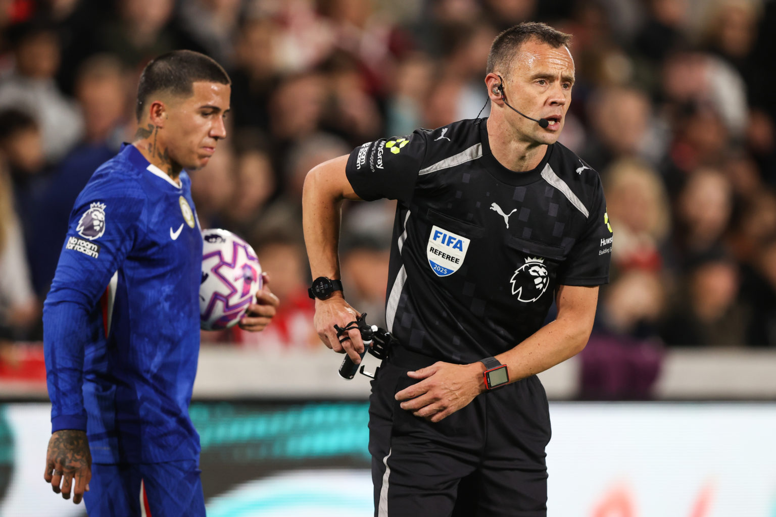 What VAR said to the referee after Chelsea conceded controversial ...