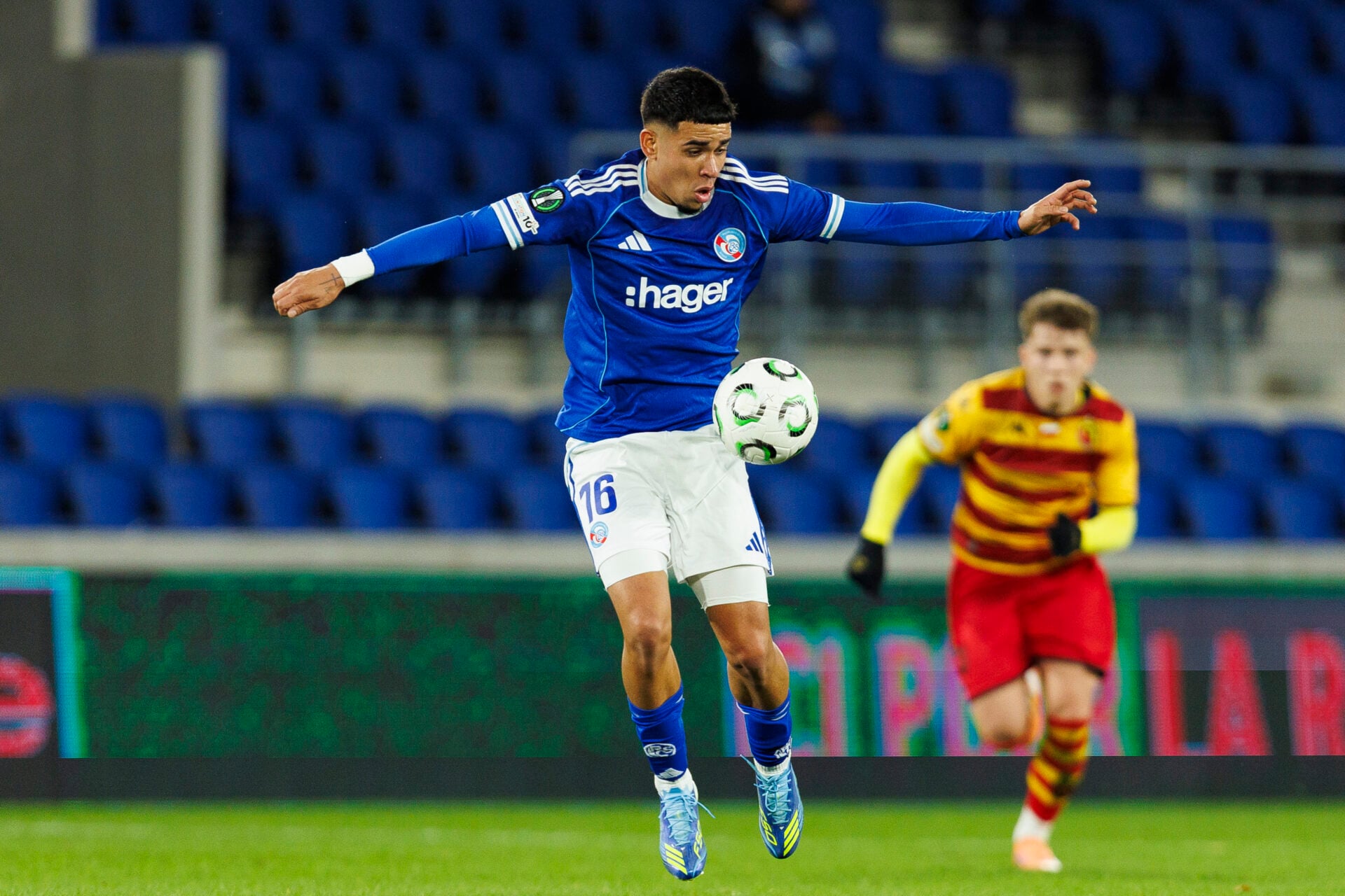 Kendry Paez's latest rating by French media gives Chelsea fans a reason ...