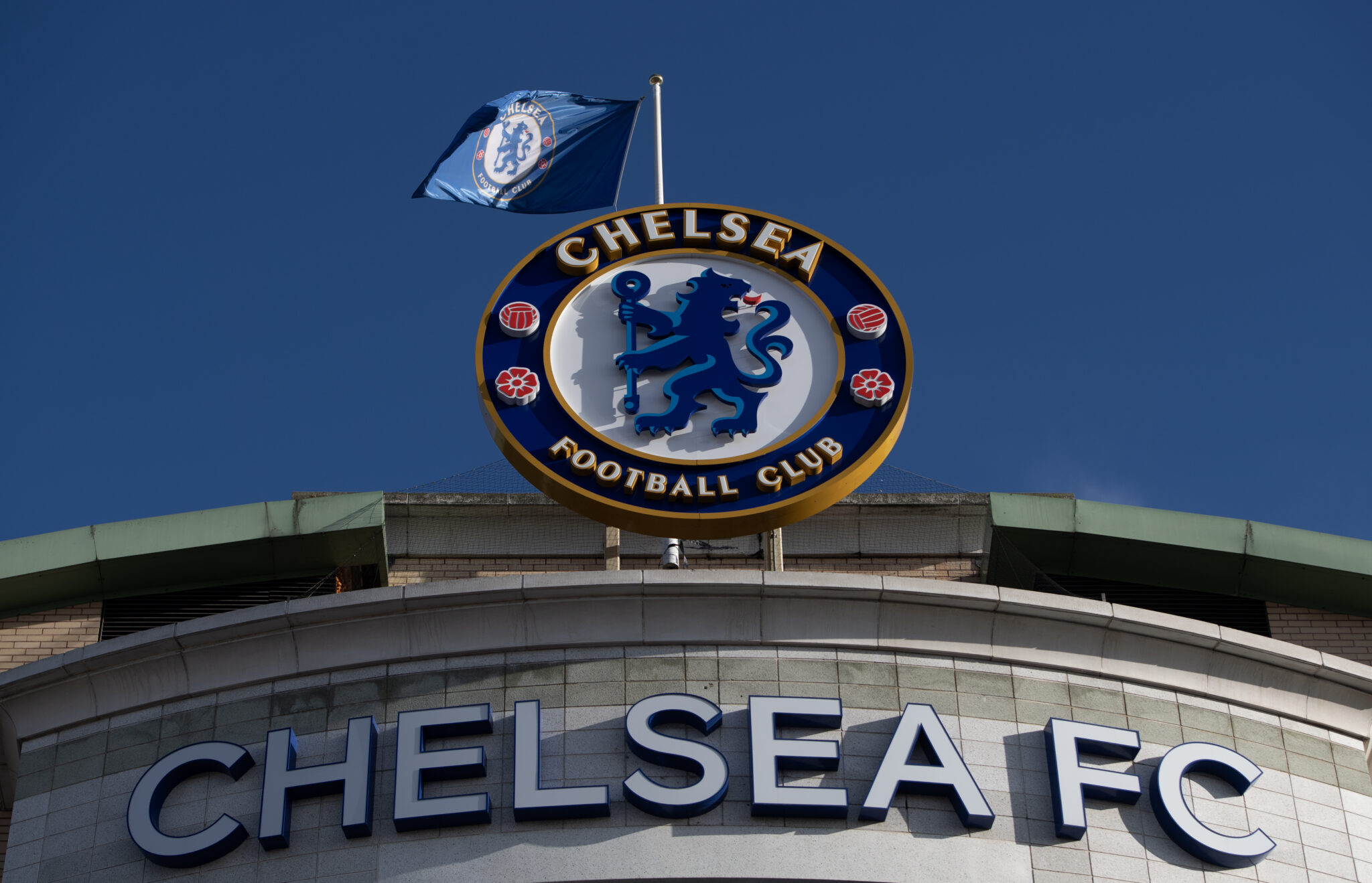 Chelsea owner targets new £1.7bn takeover amid Stamford Bridge ...