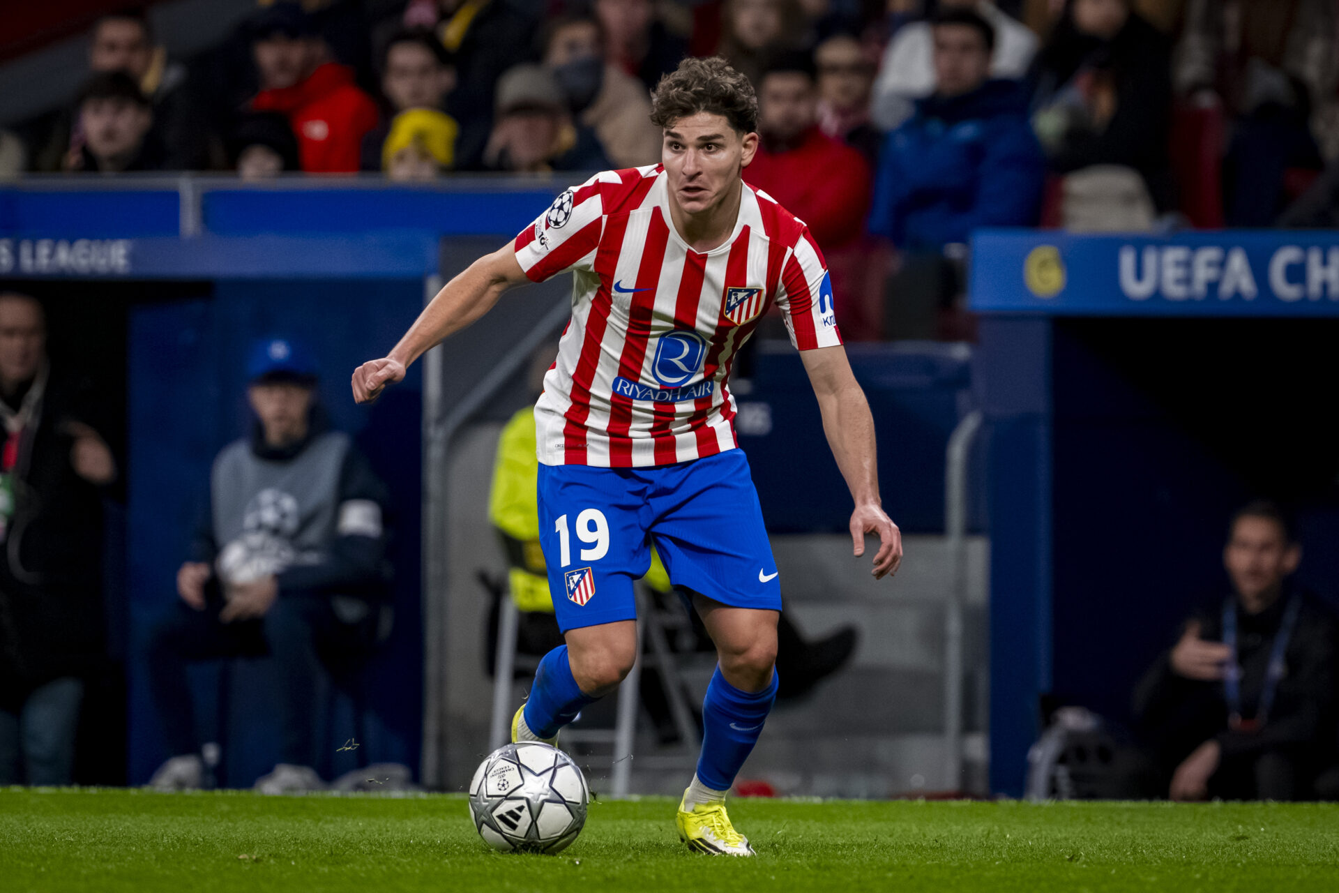 Chelsea ready to 'break the bank' for Julian Alvarez but face major hurdle