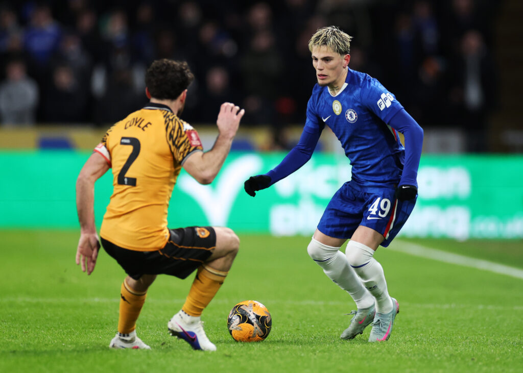 Micah Richards notices something worrying that Chelsea's Alejandro ...