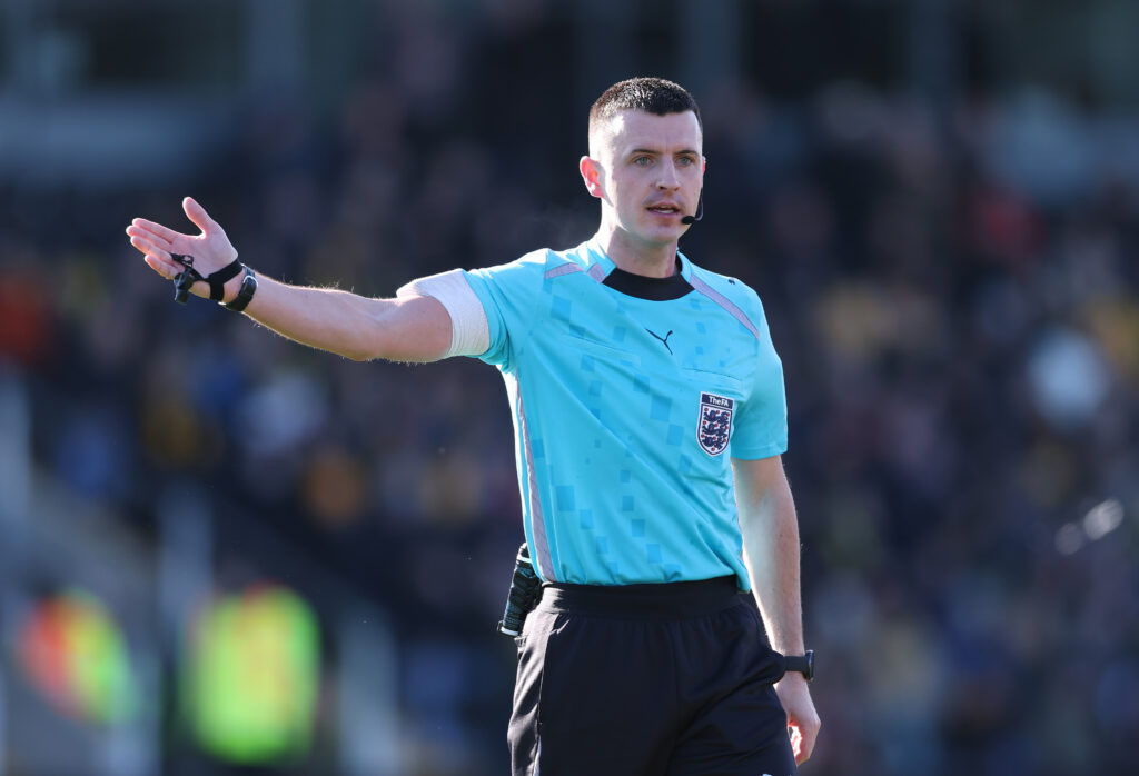 Who is Lewis Smith? Why Chelsea fans are seeing a new referee for the ...