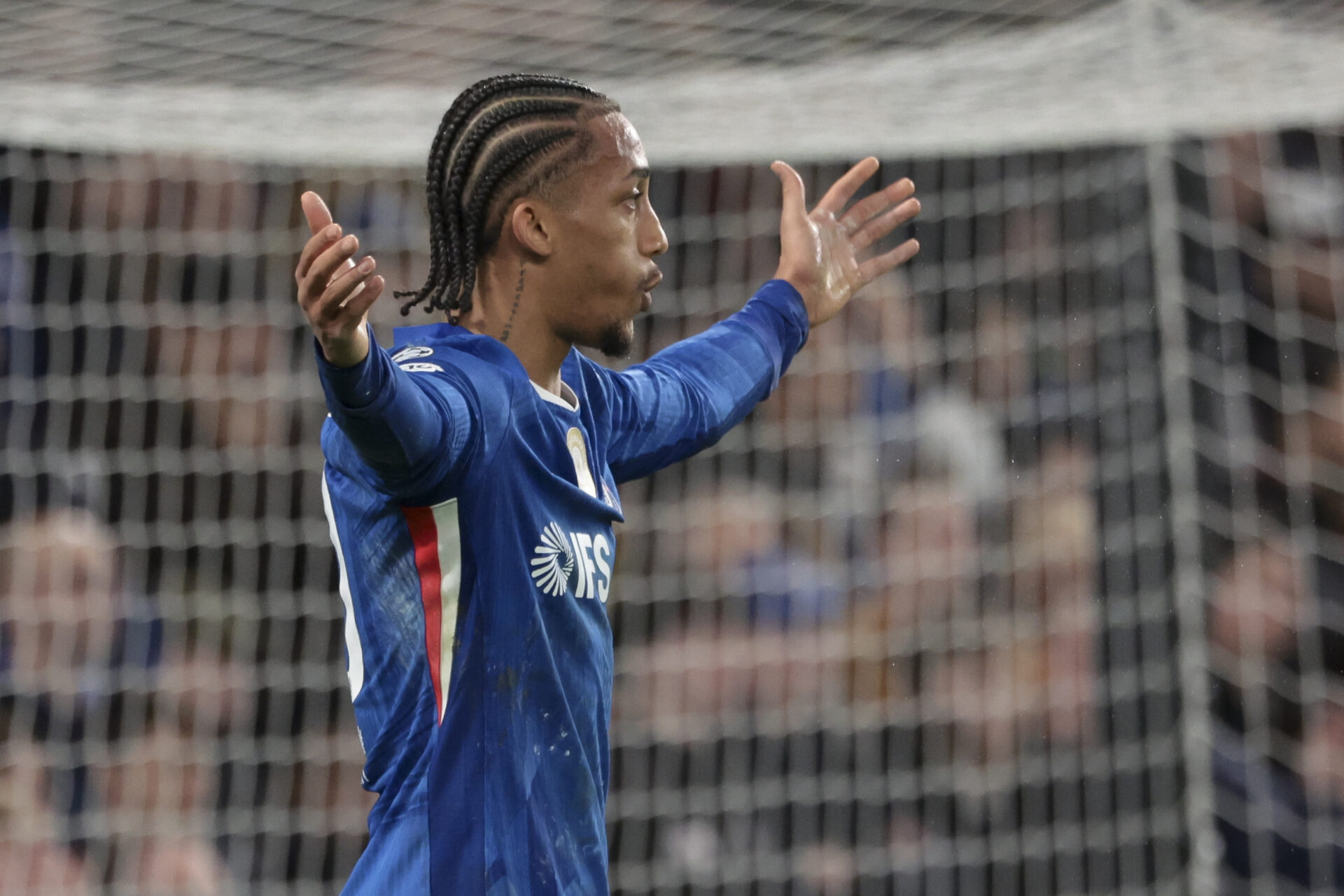 Scott Minto shares his big concern about Joao Pedro at Chelsea
