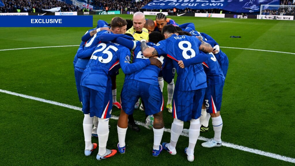 Mark Clattenburg warns referee after ‘unusual’ Chelsea huddle vs Newcastle
