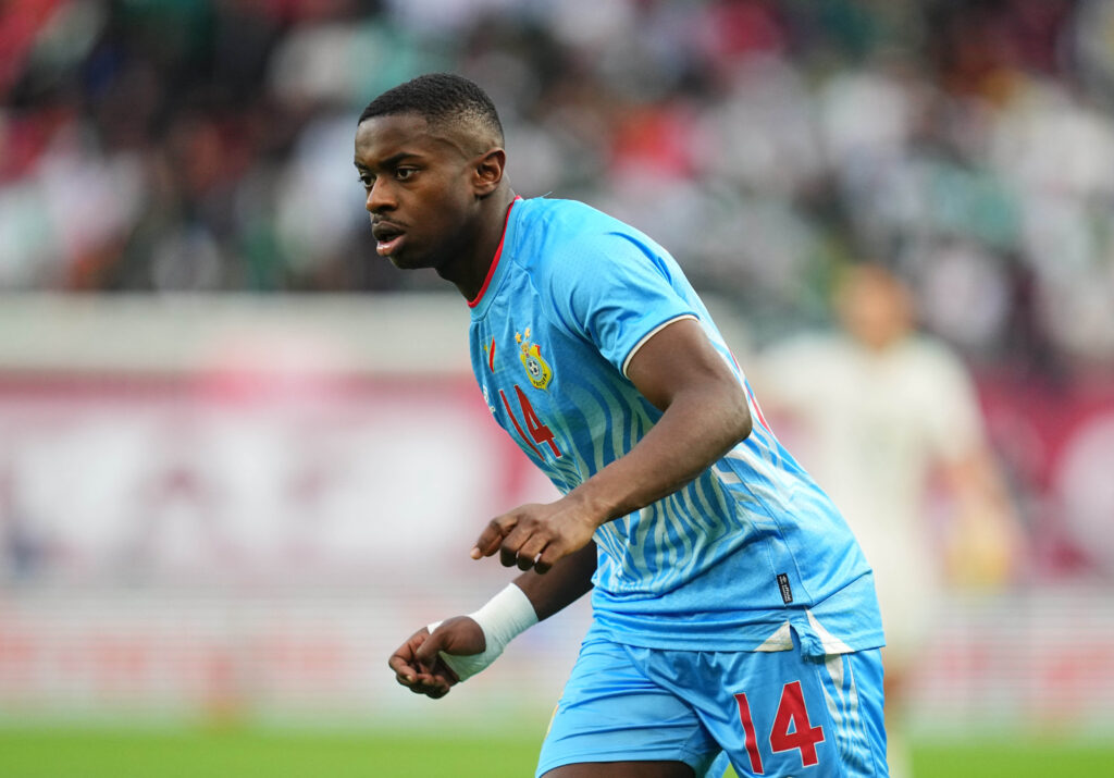 Chelsea turn attention to Sunderland star as a replacement for Enzo ...